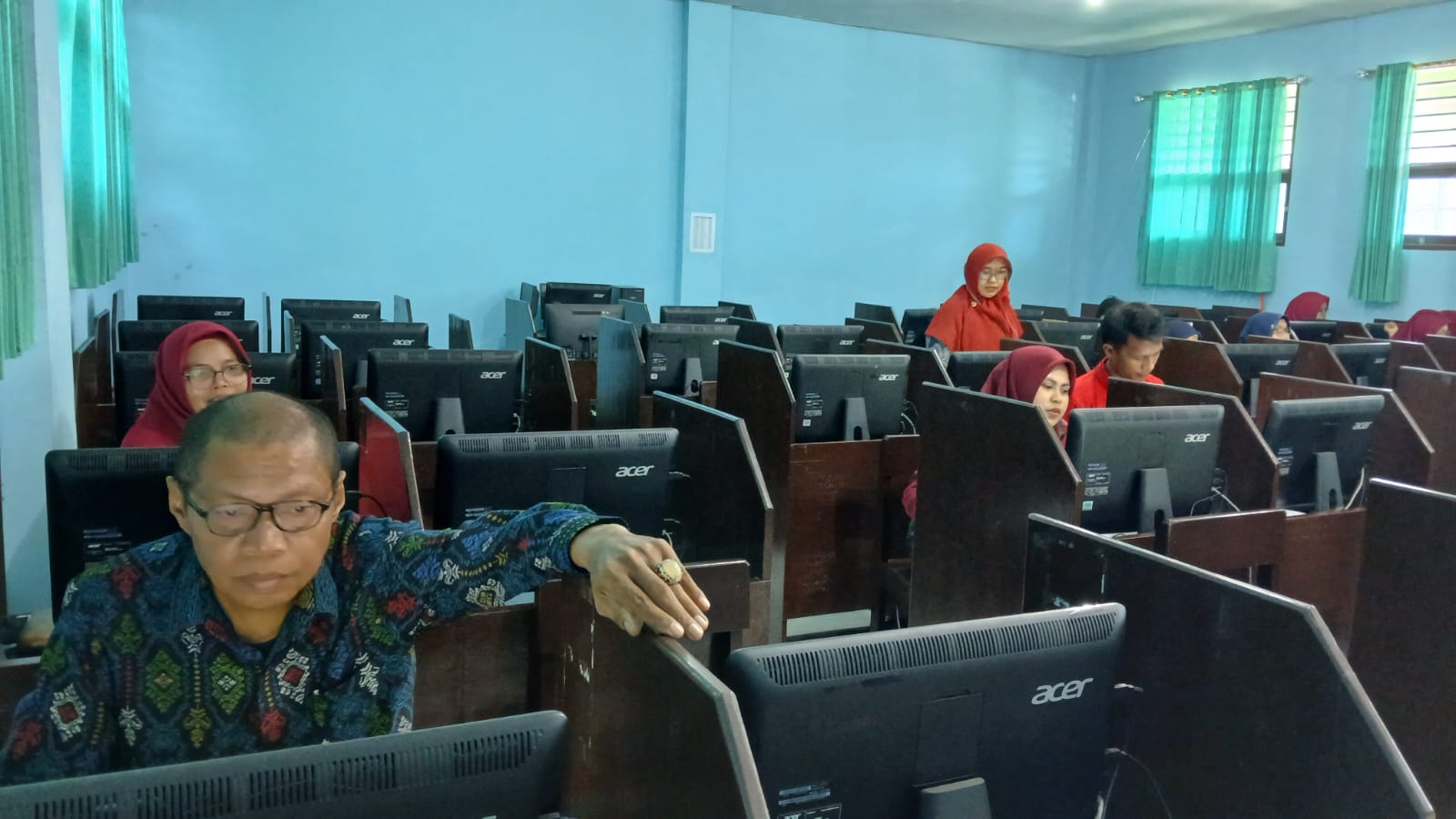 AKGTK Sukses Digelar di MTs Negeri Kota Sorong Tingkatkan Kompetensi Guru Papua Barat Hadapi ...